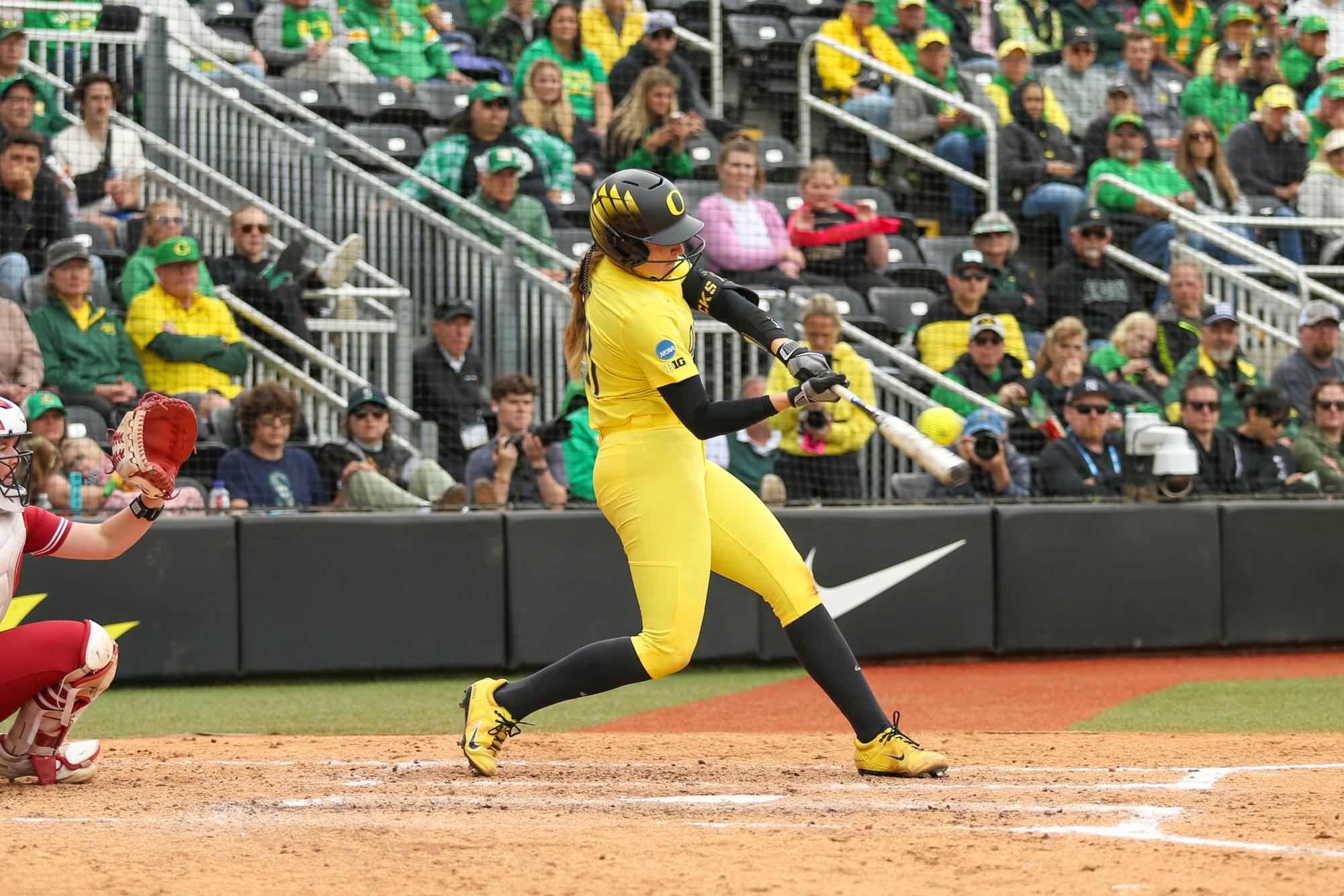 The Ducks' season stays alive with 9-1 win over Weber State - Daily Emerald