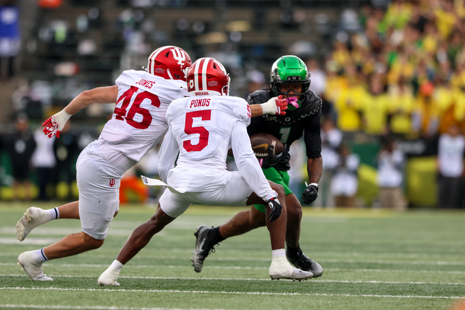 Top wide receivers practicing for No. 5 Oregon, more updates ahead of ...